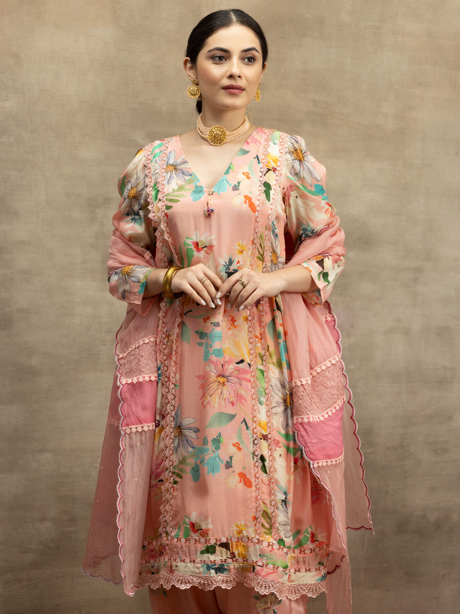 Solo Stitched Attire – Label Ramtex